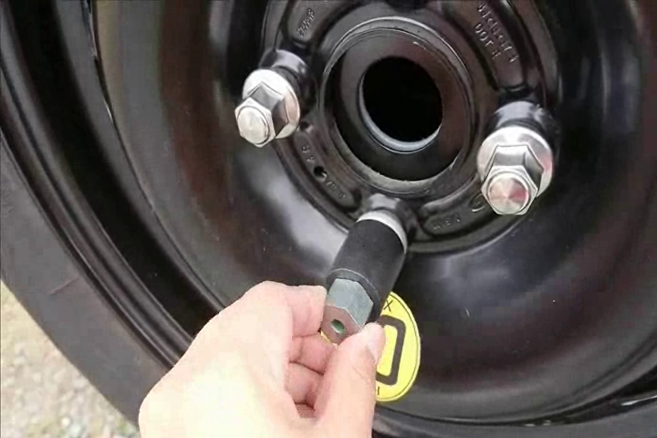 Spare Tire Key – ECOSPORT DIY SERIES