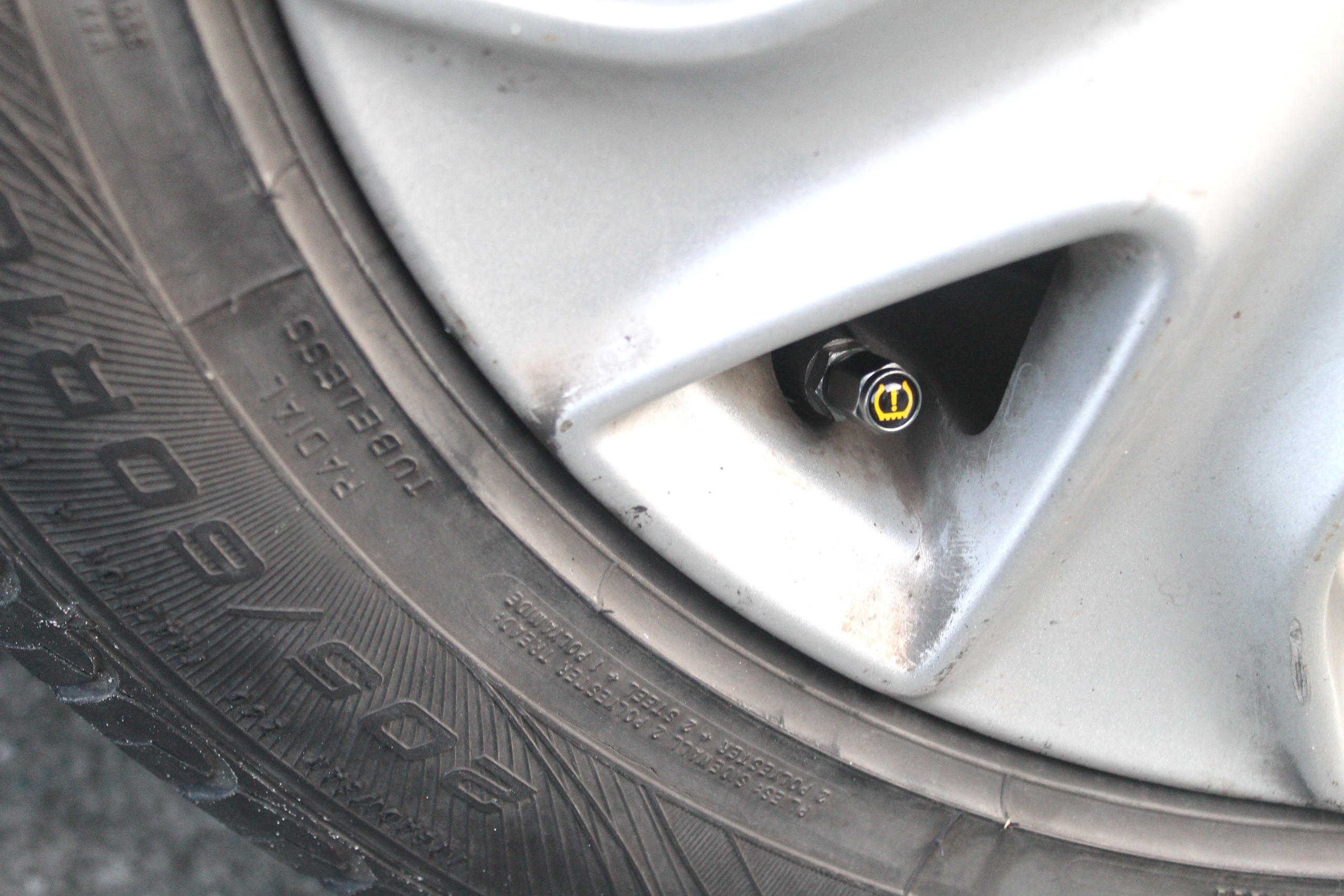 Installing a Tire Pressure Monitoring System (TPMS) – ECOSPORT DIY SERIES